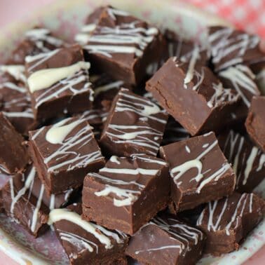 Slow Cooker Chocolate Fudge Recipe