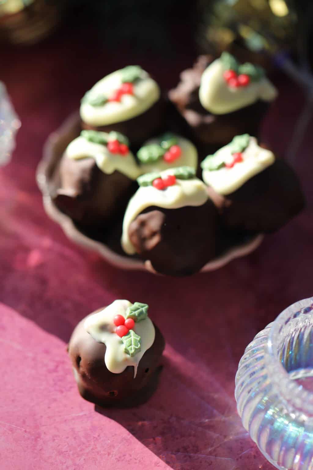 Christmas Pudding Truffles {Gluten Free}